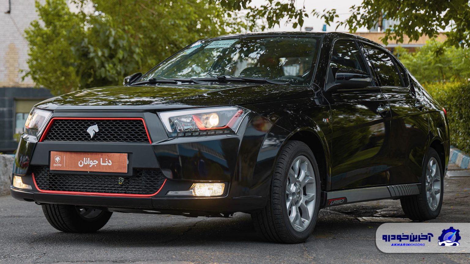 مقایسه دنا جوانان و تارا V4 ؛ رویارویی نوبرانه های ایران خودرو - آخرین خودرو