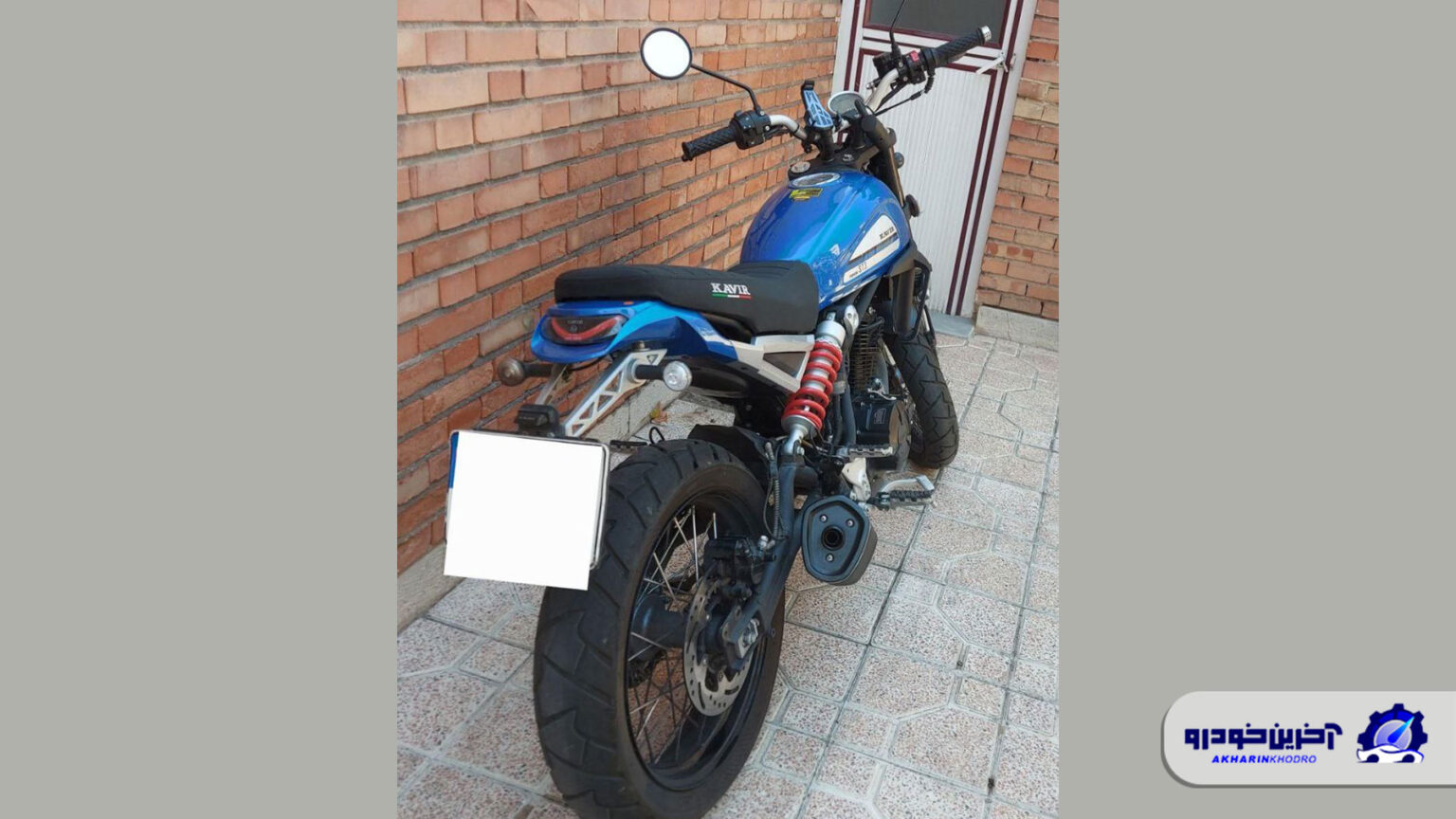 کویر ST3 ؛ موتور سیکلتی در کلاس کافه ریسر - آخرین خودرو